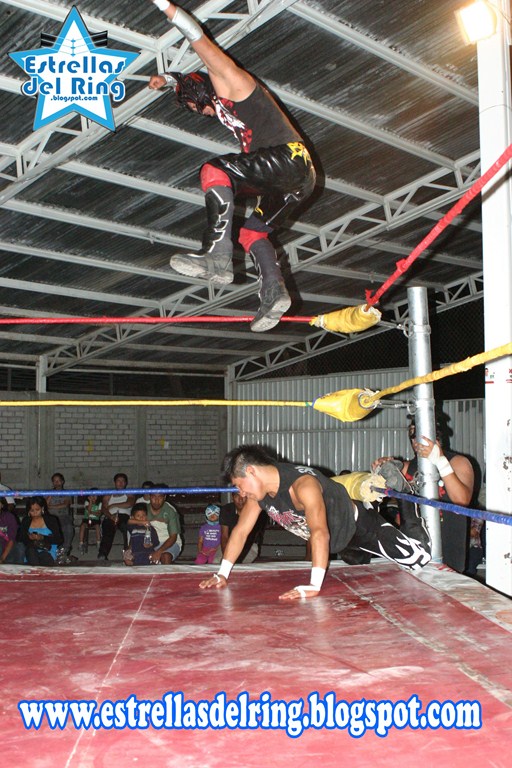 ESTRELLAS DEL RING.: VIOLENTO JACK Y AEROBOY SUPERIORES A LOS GEMELOS ...