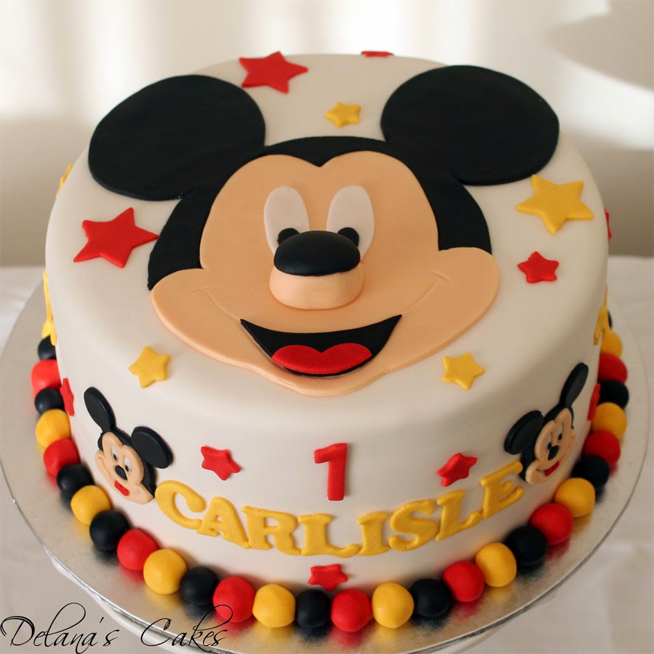 Delana's Cakes: Mickey Mouse Cake