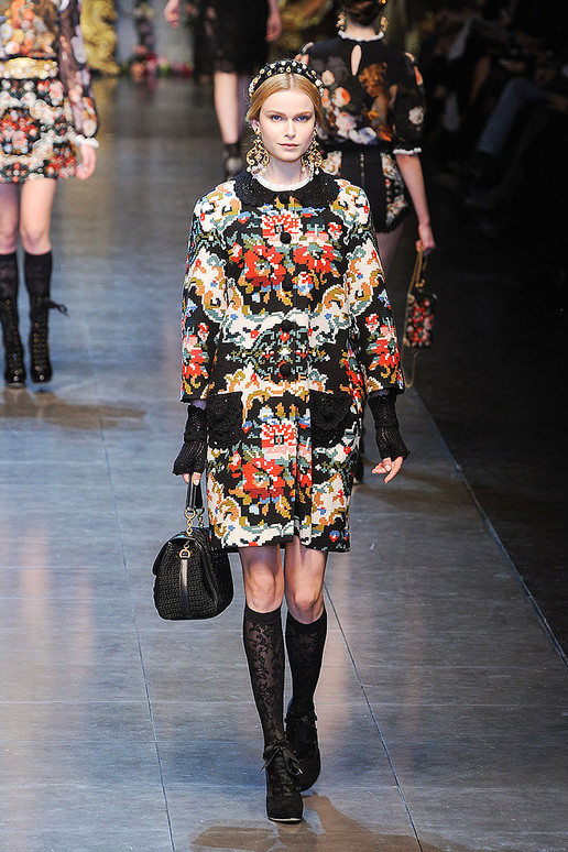 I AM FASHION !!!: Renaissance Looks : Trend Fall 2012 Womenswear