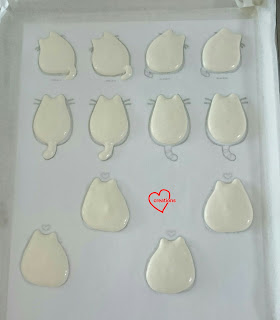 Loving Creations for You: Pusheen Cat Macarons with Dark Chocolate Ganache