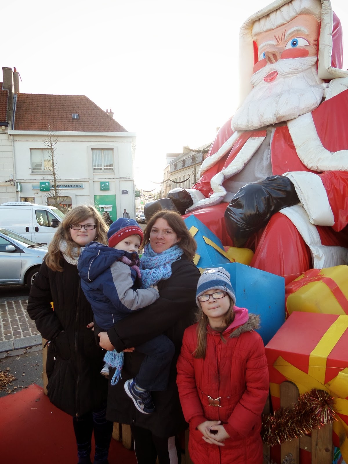 Madhouse Family Reviews: Madhouse diaries : Santa-spotting