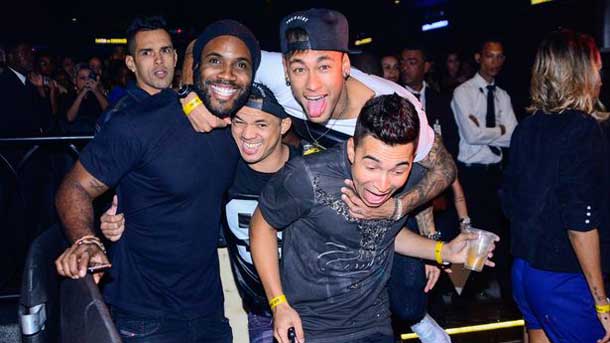 Neymar Will have more holidays that the rest of mates