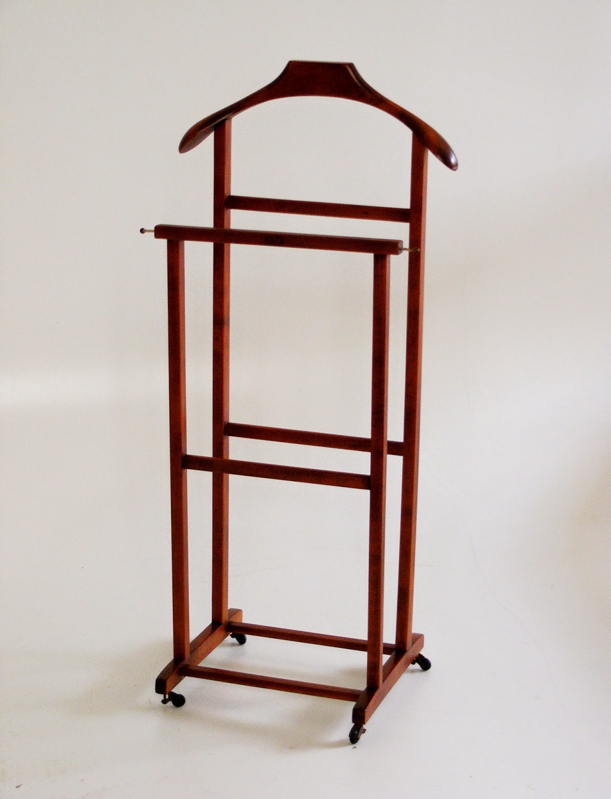 VAMP FURNITURE: New vintage furniture stock at Vamp - 30 May 2014