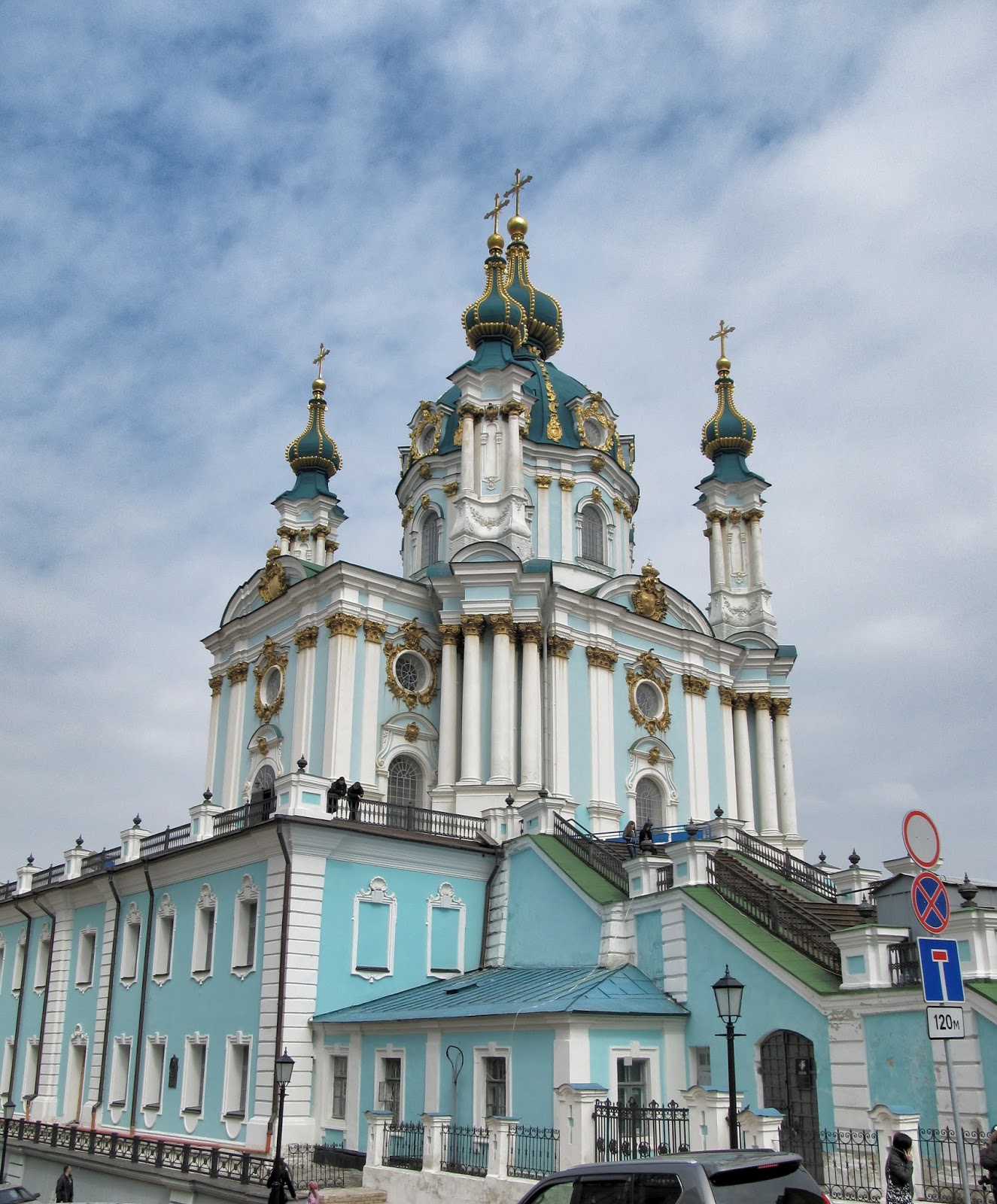 Use My Camera: A Little Yellow Church In Kiev