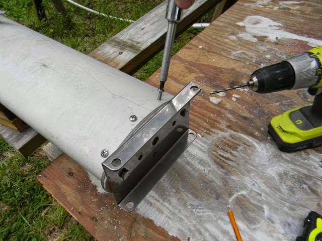 Ericson 25, Oystercatcher: Spars, Mast Hinge, Part 10: Installing Top ...