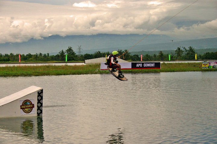 Make It Davao: Deca Wakeboard Park