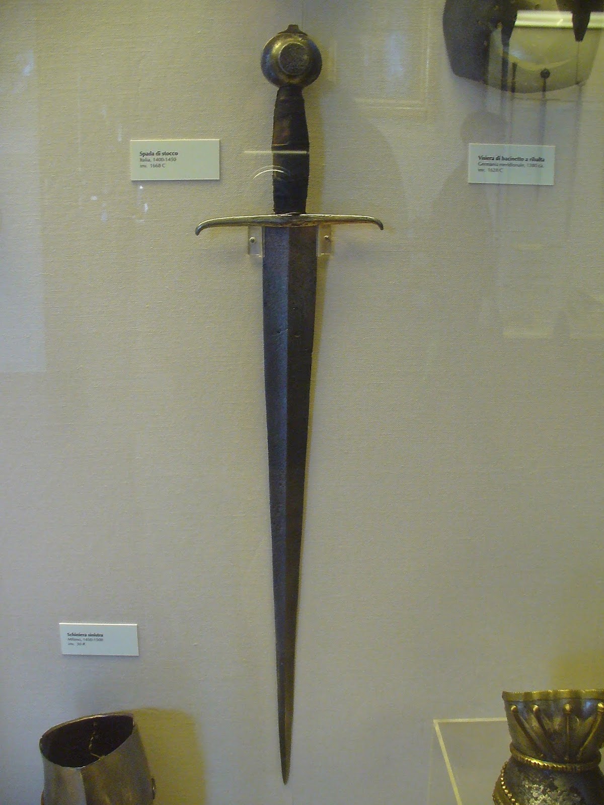 GREX LUPORUM: MEDIEVAL ARMOURY AT THE BARGELLO NATIONAL MUSEUM IN FLORENCE