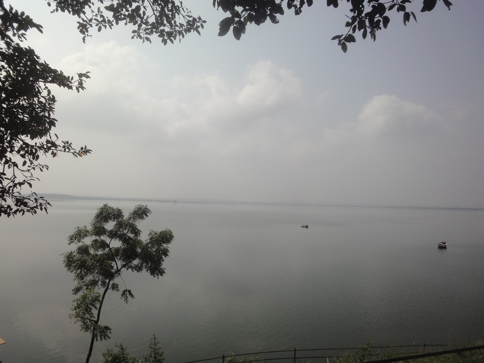 Sibi & Vanathy: Oru gallu - 1 Ramappa Temple