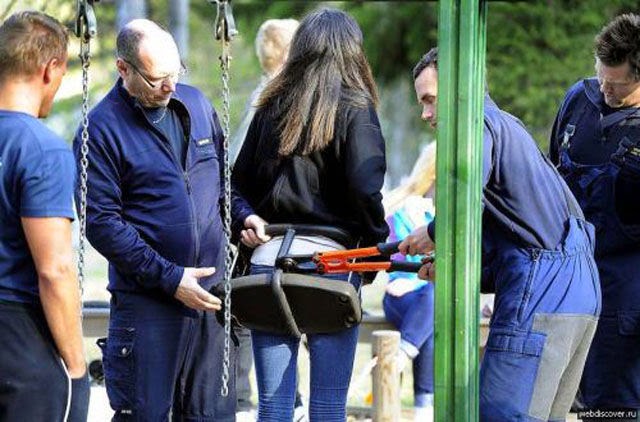 30 Amazing Pictures of Girls Getting Stuck in the Weirdest Places ...