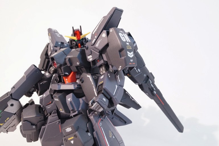1/100 Seravee Gundam - Custom Build