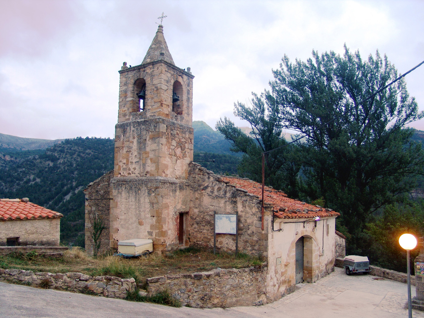LINARES ~ LENGUA CHURRA