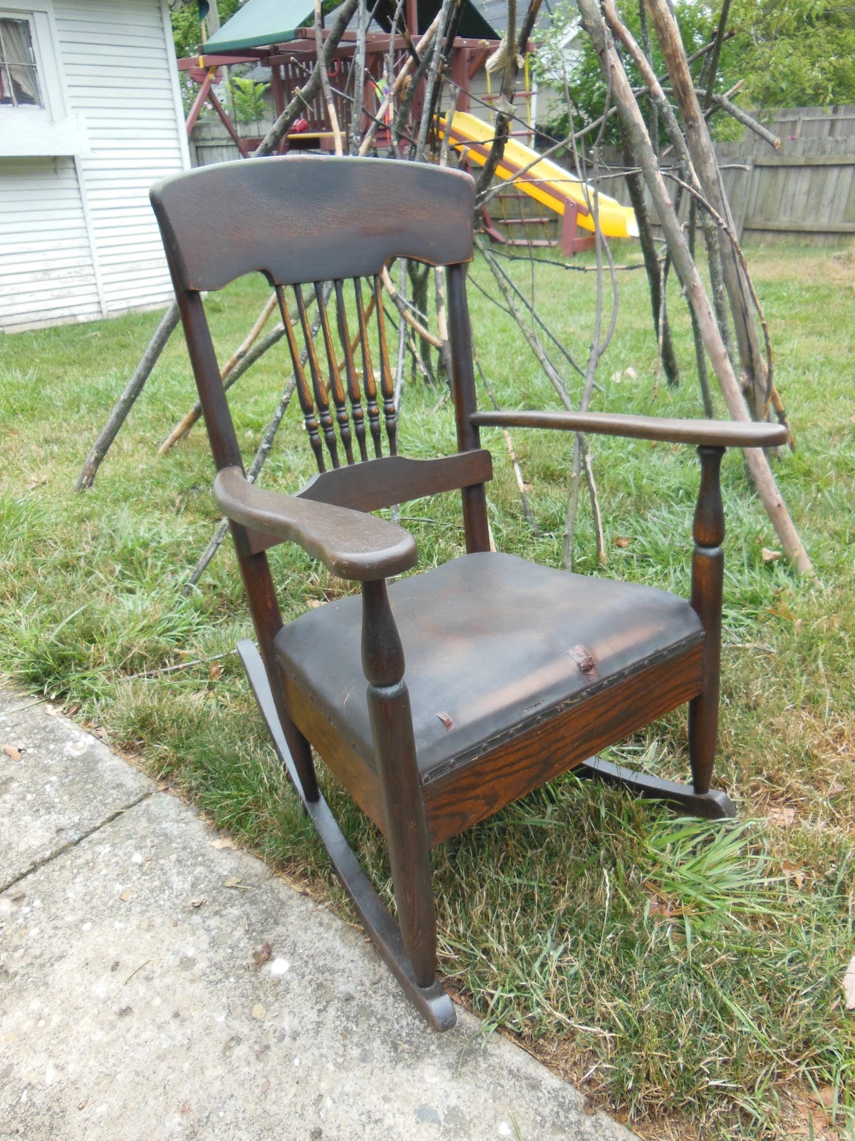 Eclectic Design Inc: Grandma's Rocker...