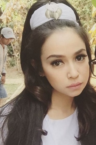 Biodata Dan Profil Aryani Fitriana - Biodata Artis