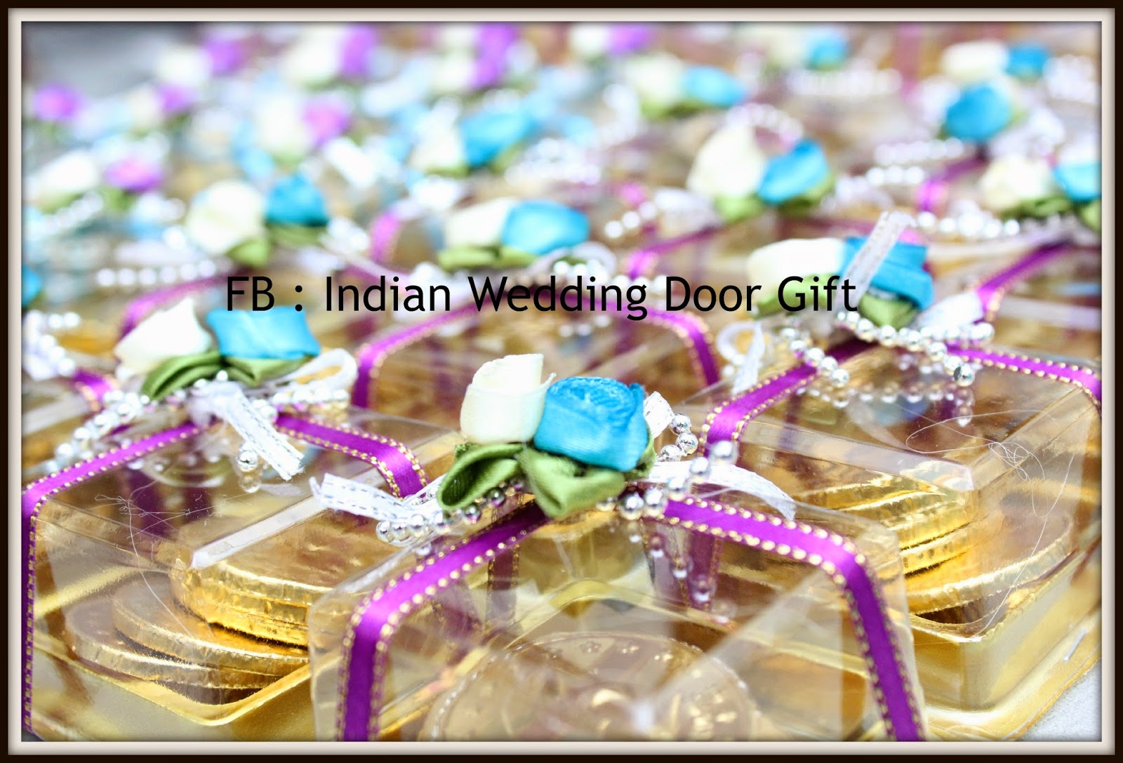 Indian Wedding Door Gift: More wedding door gift favours.