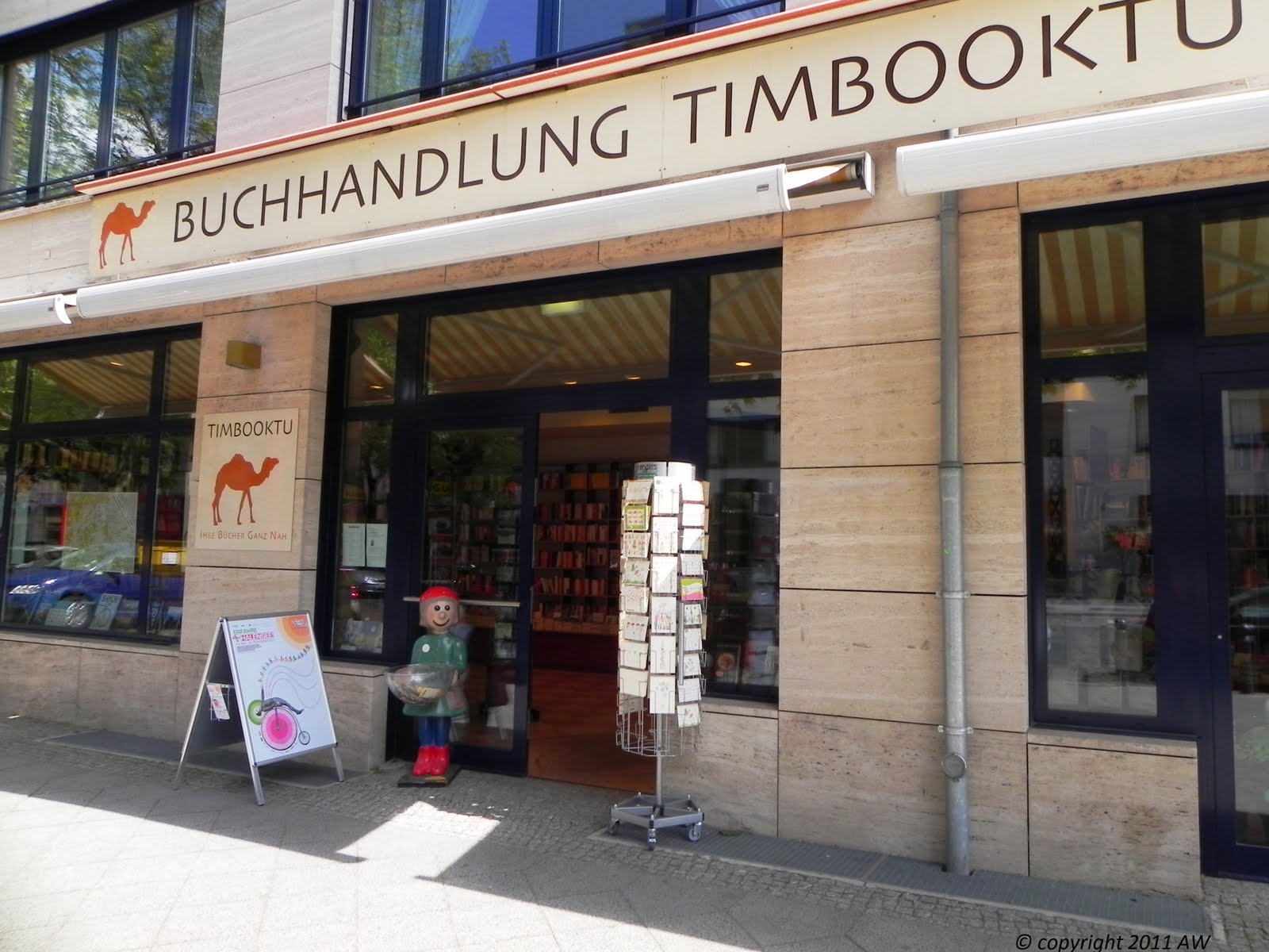 ForeignerinBerlin: Bookstores in Berlin: Timbooktu