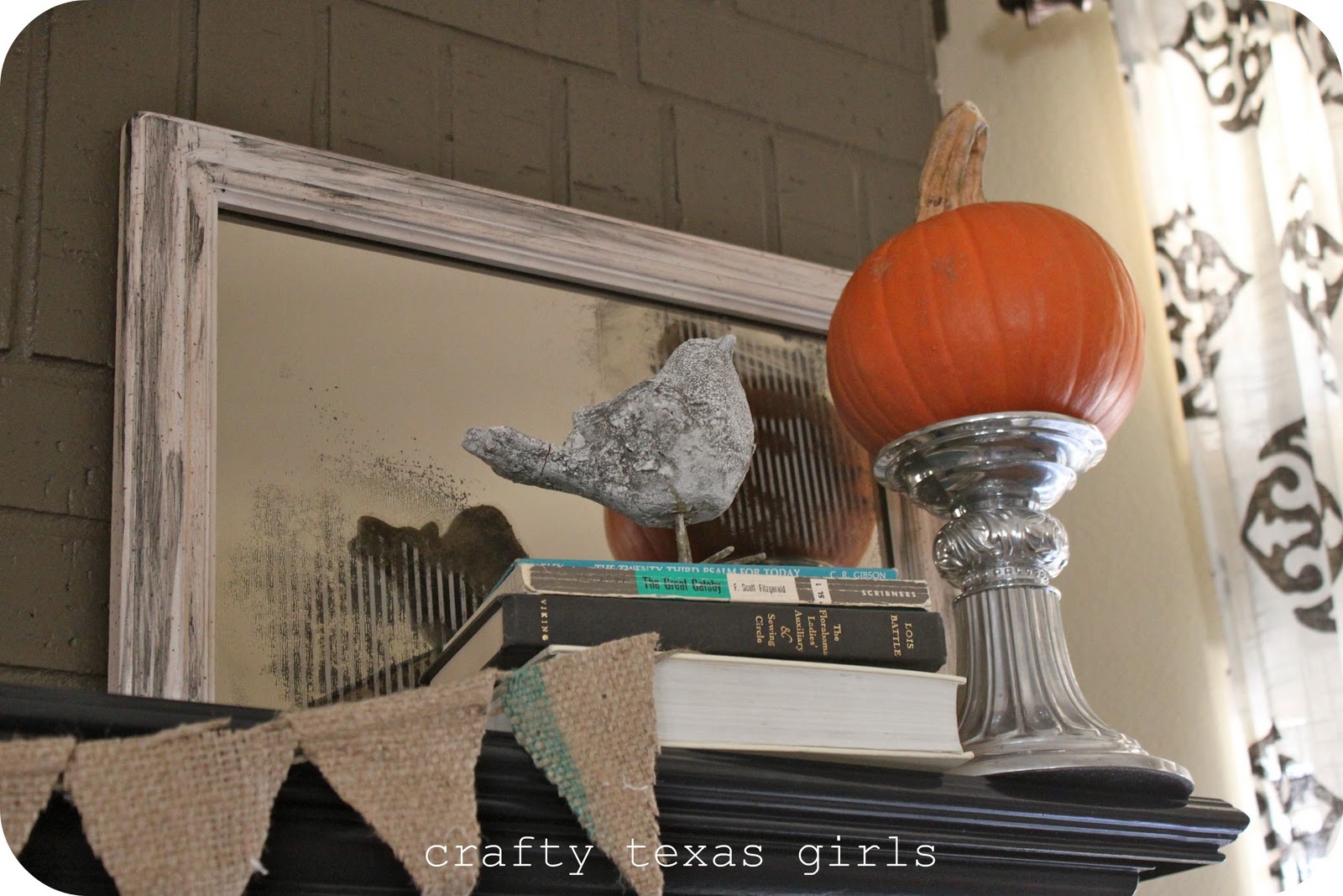 Crafty Texas Girls: Fall Mantle