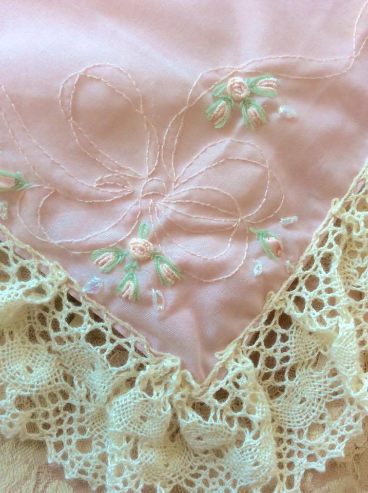 The Bluebirds are Nesting...: The Christmas Challenge. Grub roses.