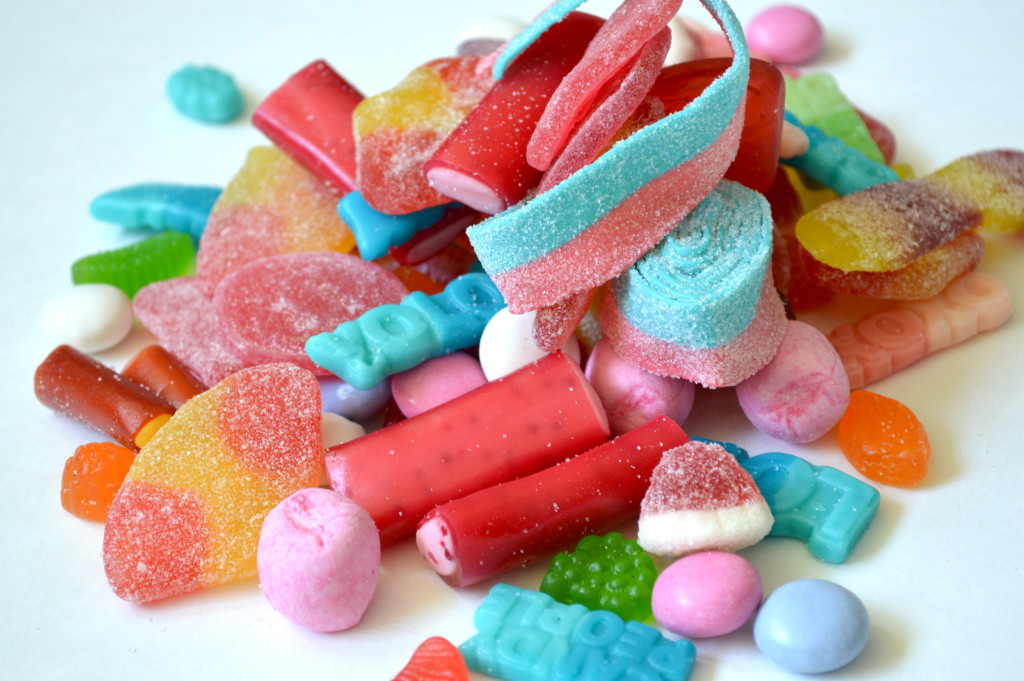 Deflecto Acrylic Display: Acrylic Candy Bin for Upcoming Halloween ...