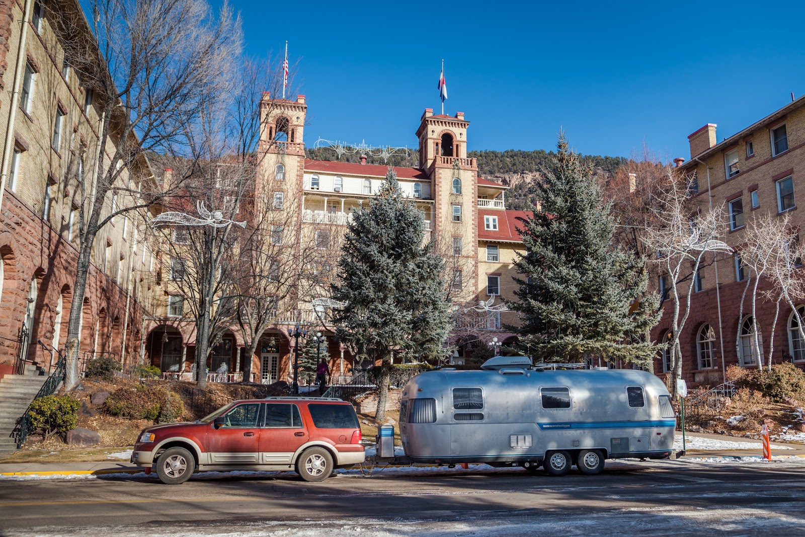 5 Must-See Stops Along I-70 in Colorado - Explore the World with Simon ...
