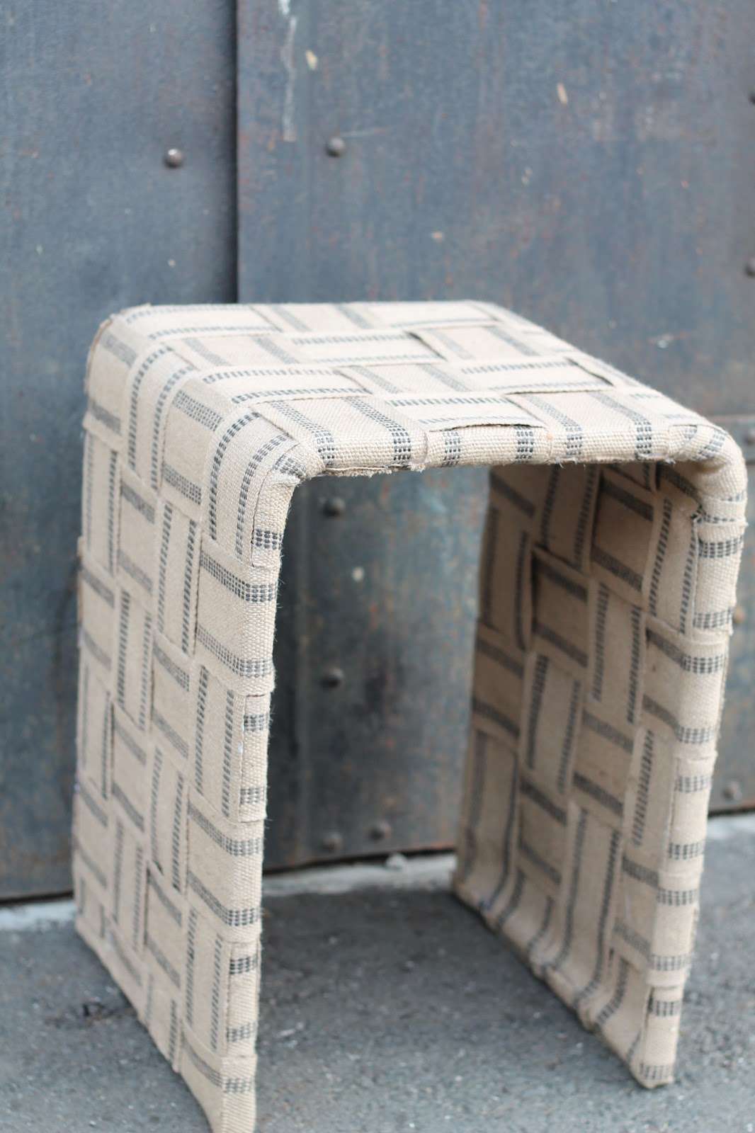 Walrus: Woven Jute Side Table/Stool