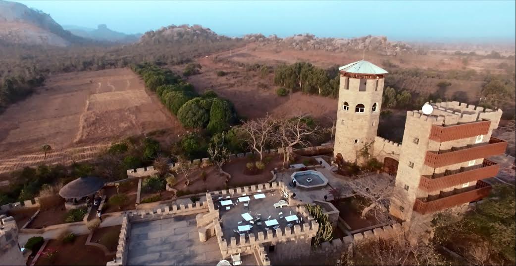 Watch Leriq & Wande Coal dazzle in 'Wishlist' video at Kajuru castle in ...
