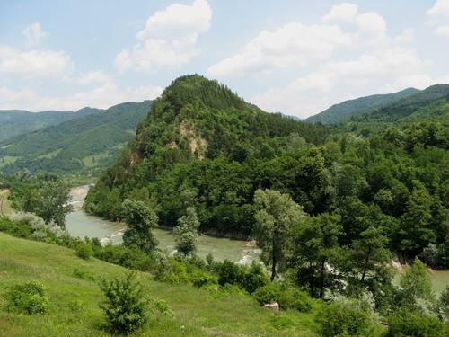 Intorsura Buzaului, Izvorul Buzaielor.: Raul Buzau