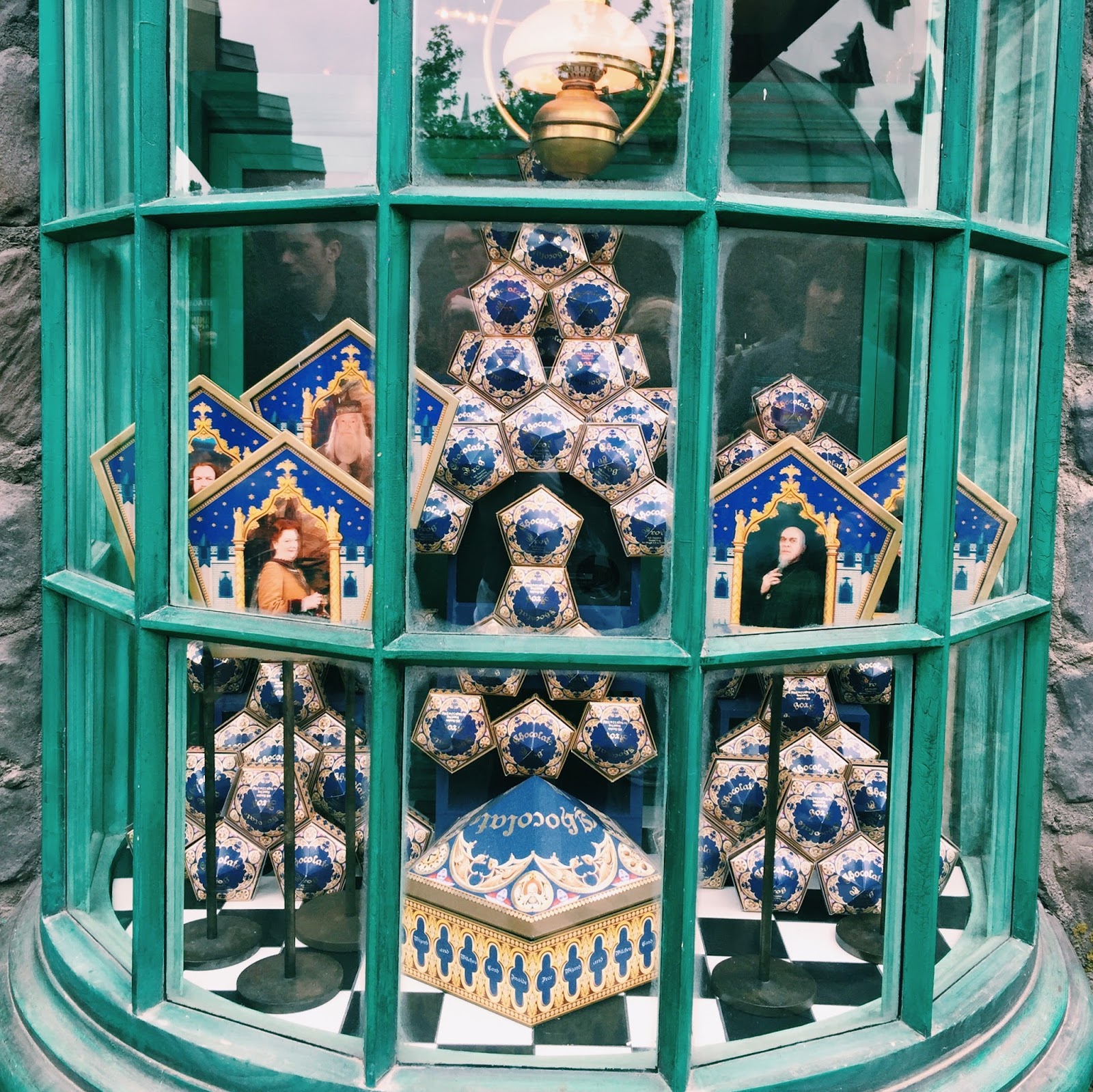 LA + The Wizarding World of Harry Potter | Hello, Chelly