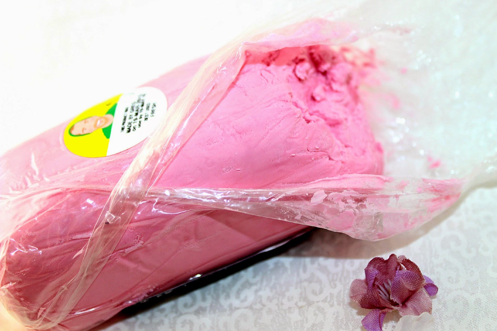 Diaries of a Sunflower: Lush 'Fun' Review