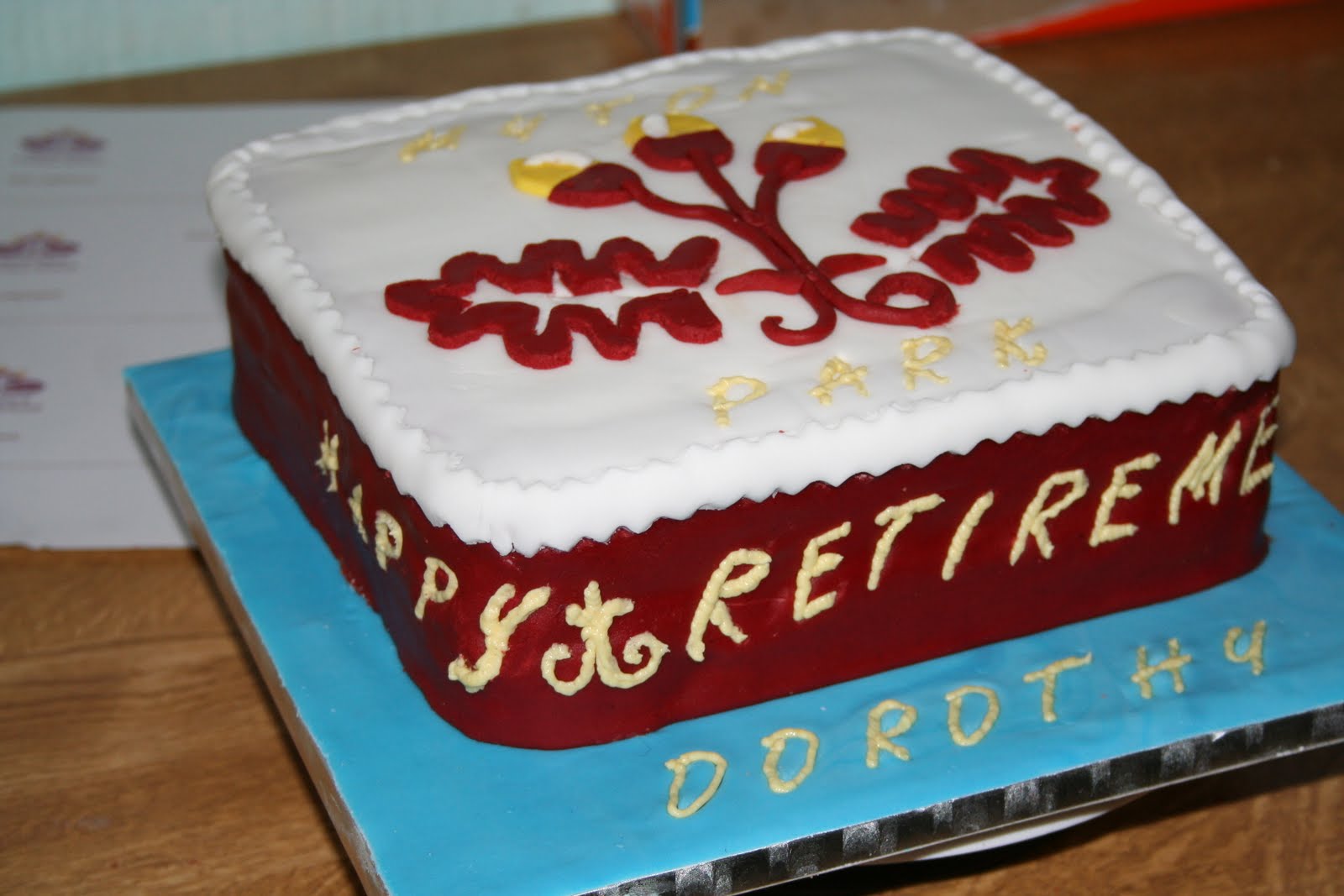 Chintzy Cakes: Retirement Cake