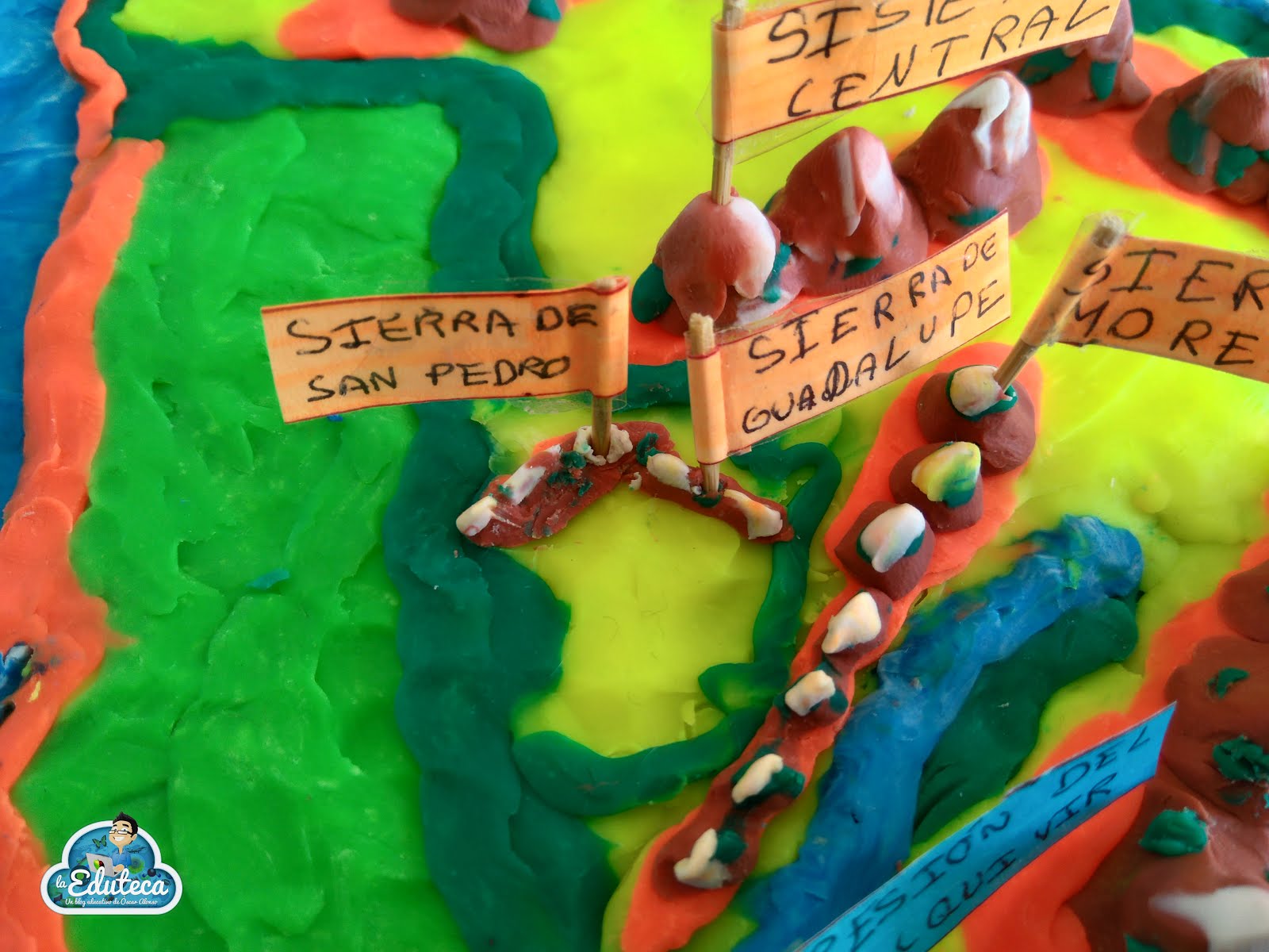 CLUB DE IDEAS | Mapas de plastilina del relieve español ~ La Eduteca