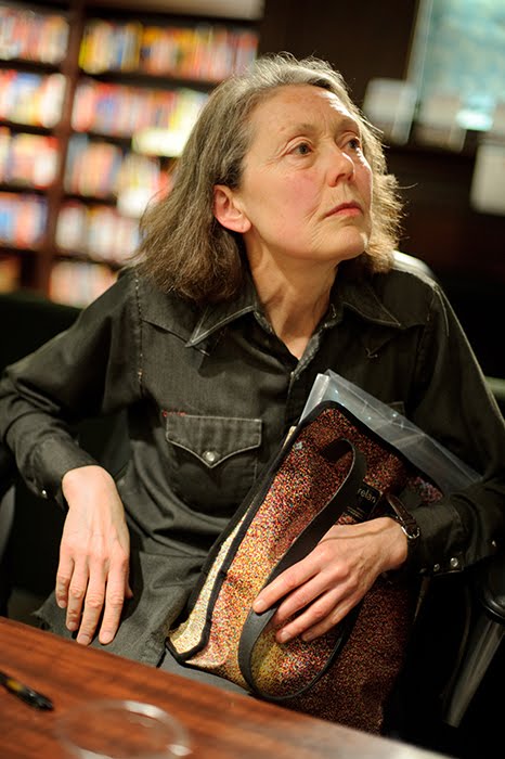 LA CAINA: Anne Carson -Ensayo sobre las cosas en las que más pienso