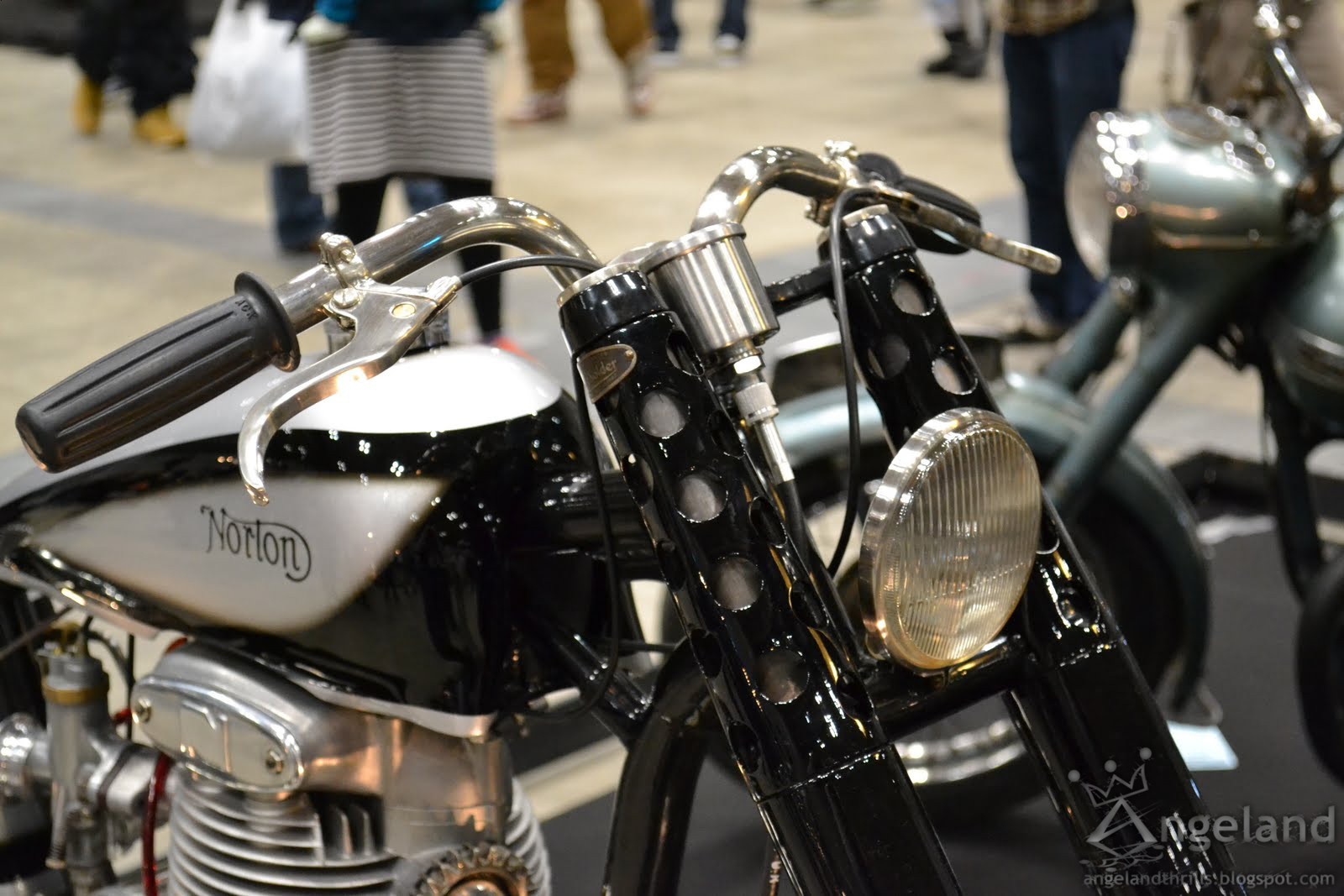 Angeland Thrills: HRCS - Best of British Custom Chopper & Bobber