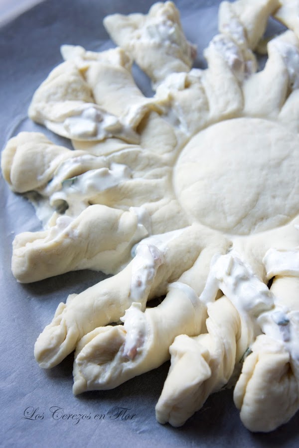 Flor de pan relleno | Cocina