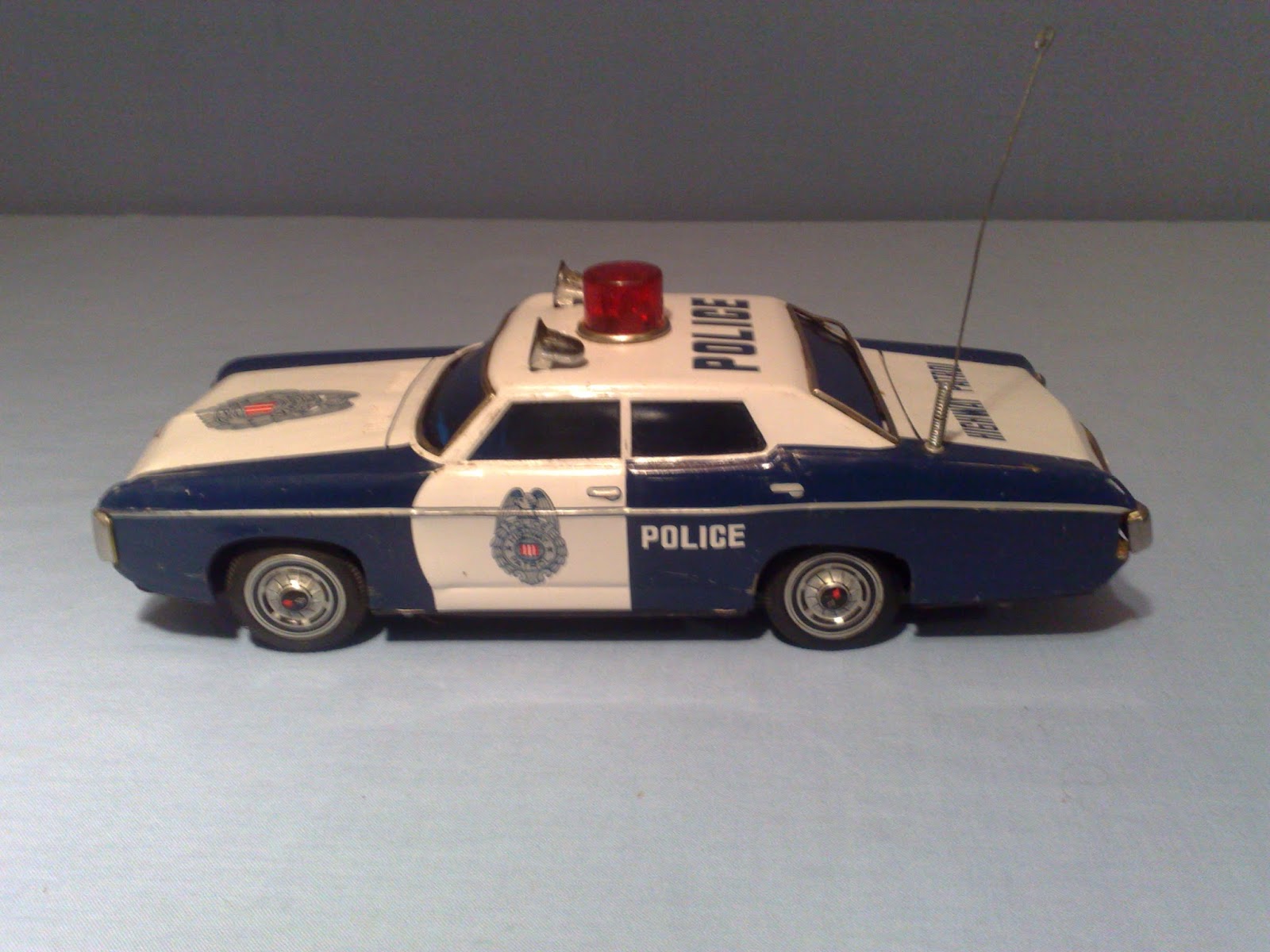 TOMS TECH TOYS: POLICE MODEL CARS
