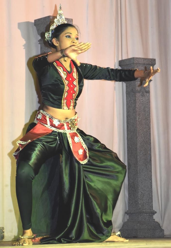 Kumbuk Pokuna Lodge: Udarata Natum