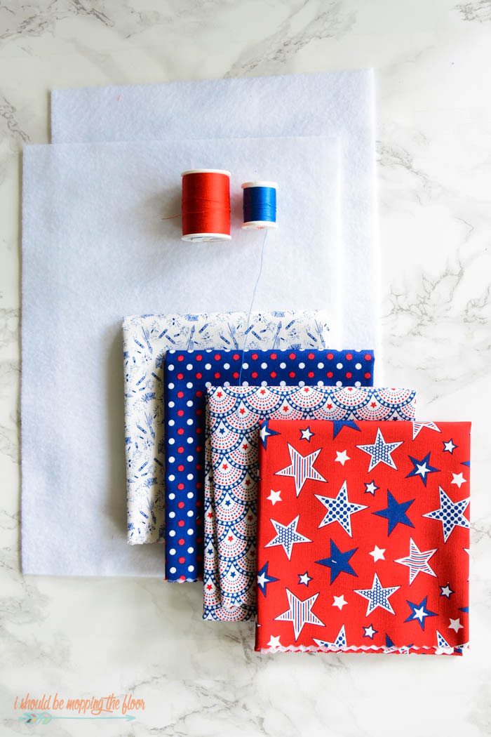 DIY Quilted Patriotic Coasters | i should be mopping the floor