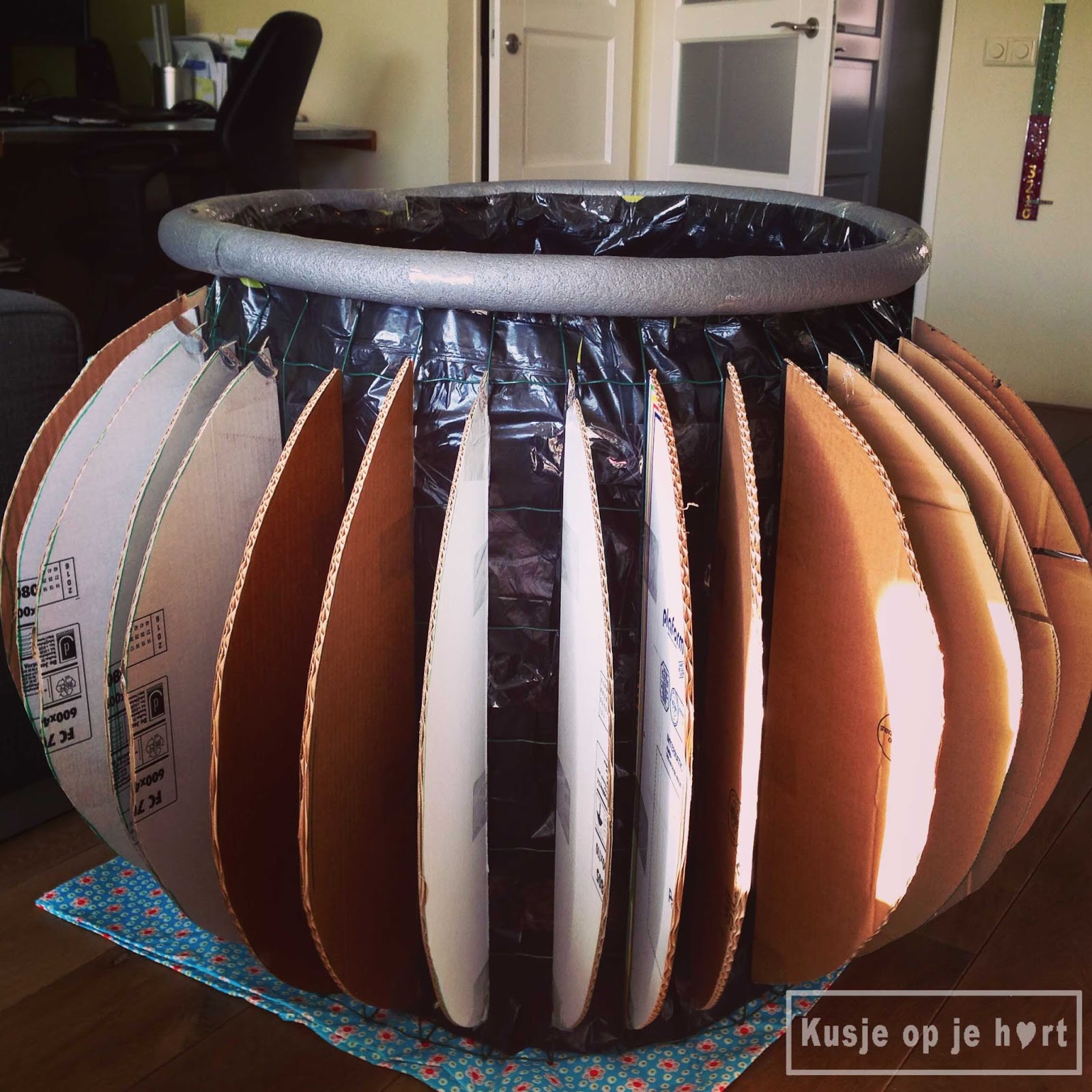 Kusje op je hart: Grote heksenketel