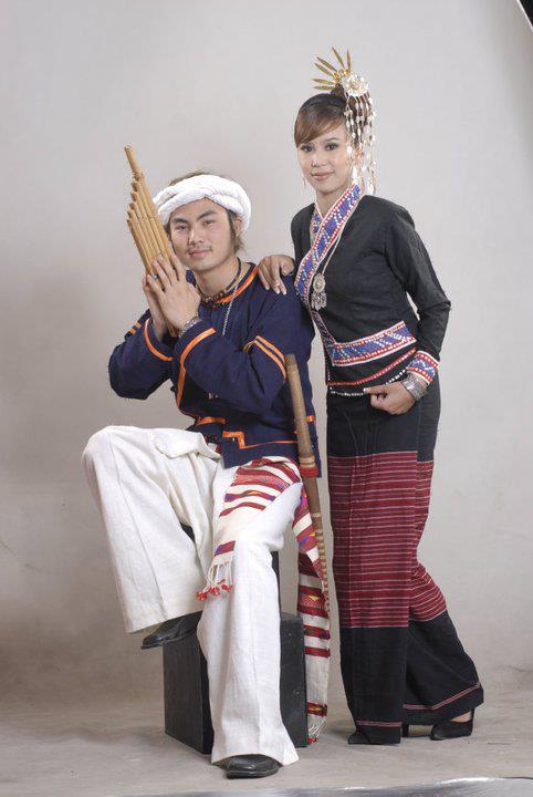 Welcome to Kyaing Tong :): Beautiful Traditional Costumes in Shan State