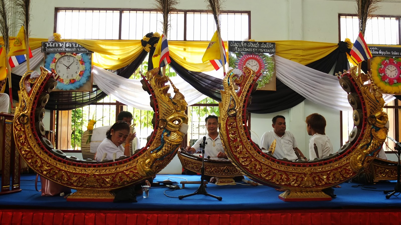 JAY GETS LOST: Traditional Thai Music for a Funeral, Phetchaburi