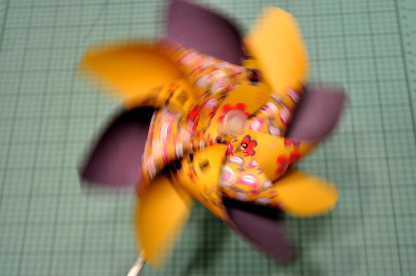 Sawyer Ford Driving By: Pinwheel Punch Board