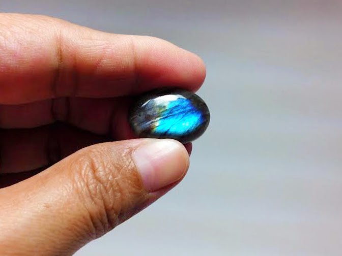 Ibra Gemstones & Jewellery: Batu Labrador (2 Pcs)