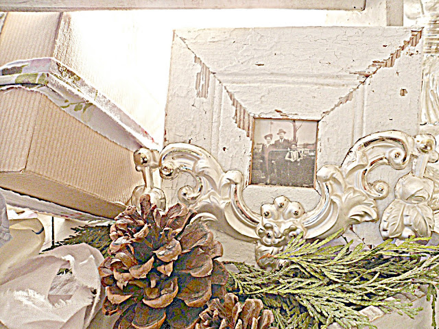 Shabby french for me: ~ Shabby Chic Inspired Christmas Vignette