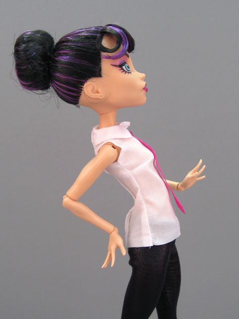 Monster High "Headless Headmistress Bloodgood" | The Toy Box Philosopher