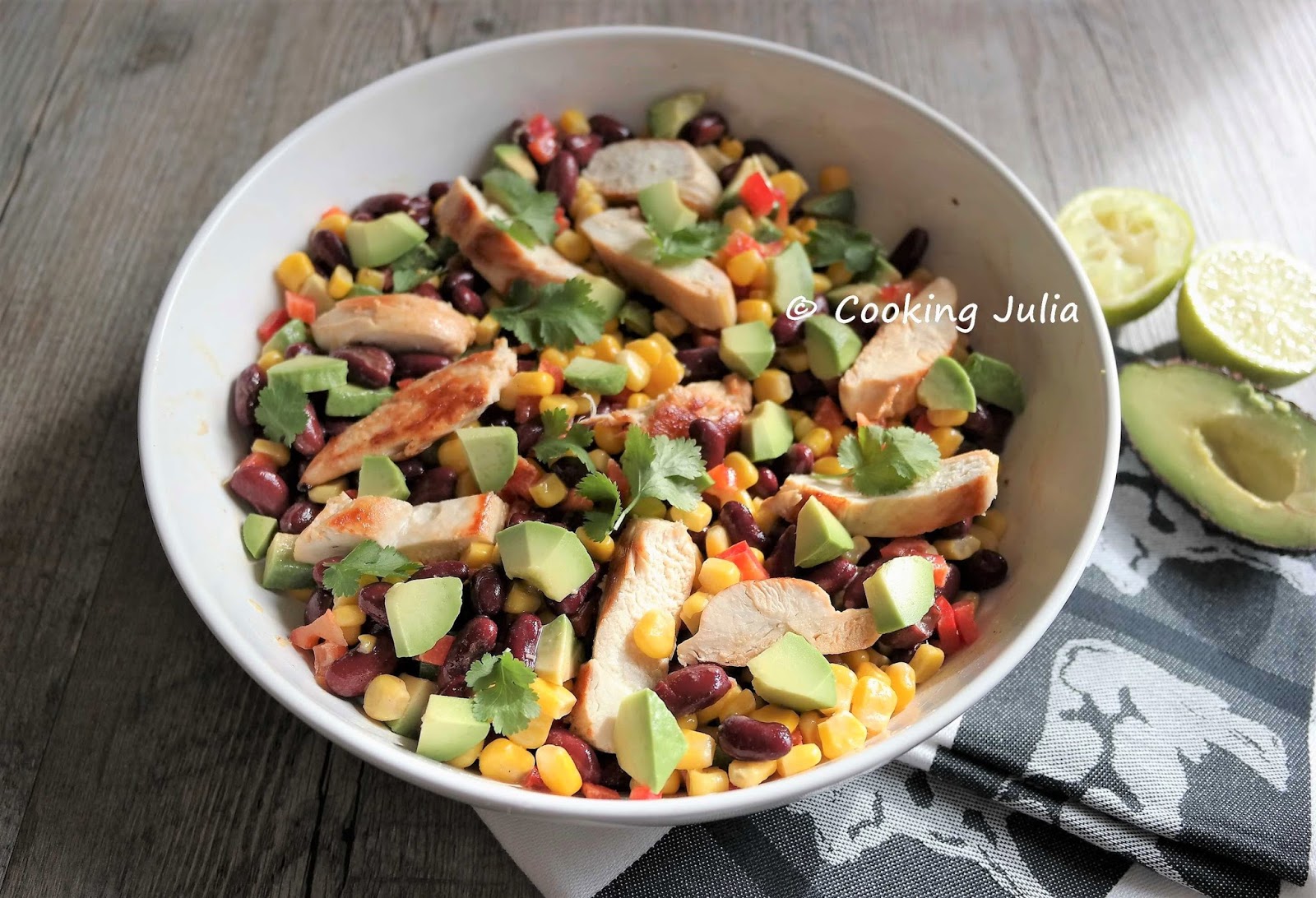 COOKING JULIA : SALADE MEXICAINE AU POULET