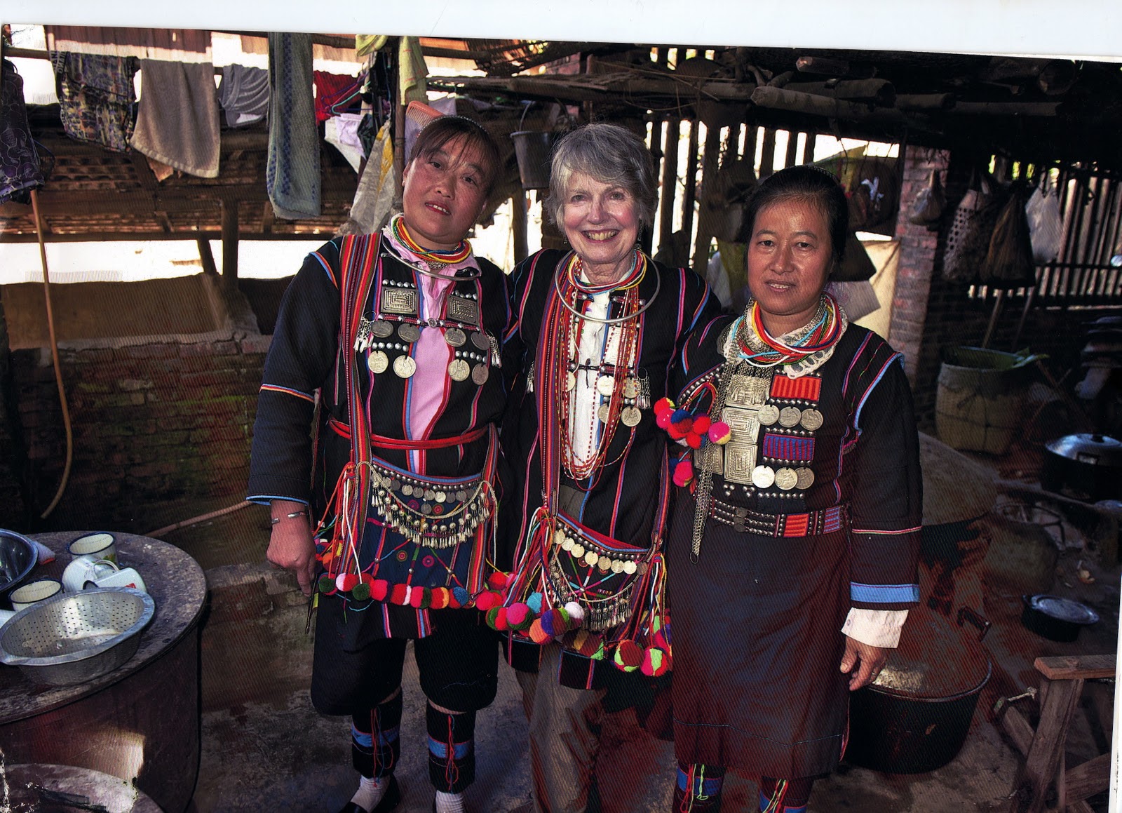 nomadsally: Rubber Plantation, Akha Village and Wedding