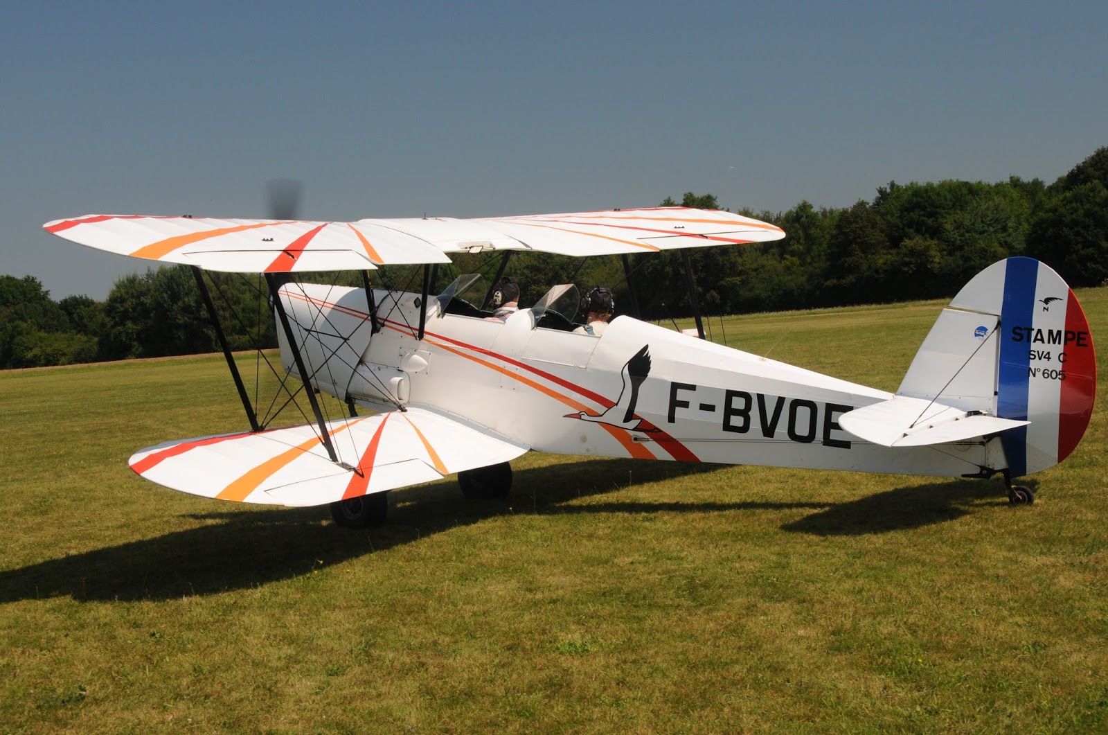 JURA, UNE TERRE, DES HOMMES: Un Stampe SV4 C, de passage sur l ...