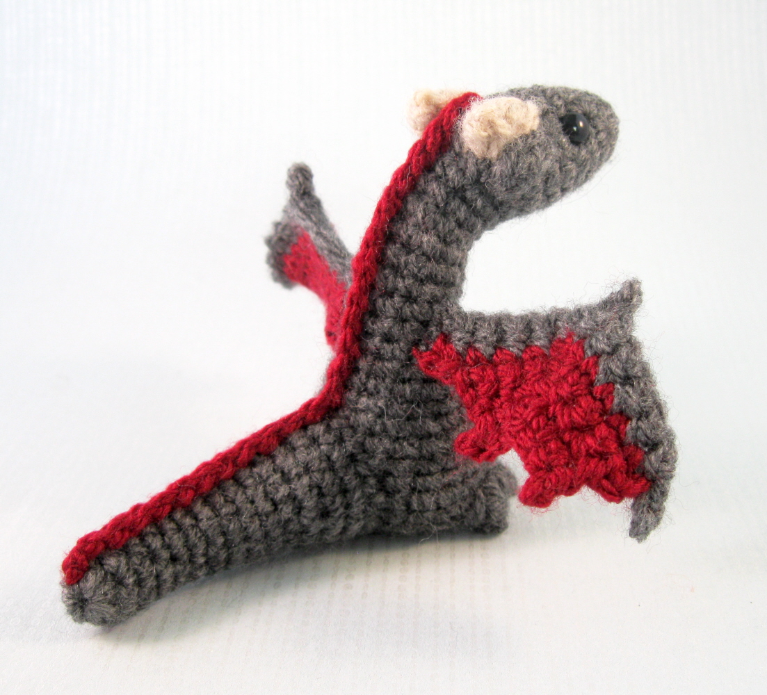 LucyRavenscar - Crochet Creatures: Mother of Dragons