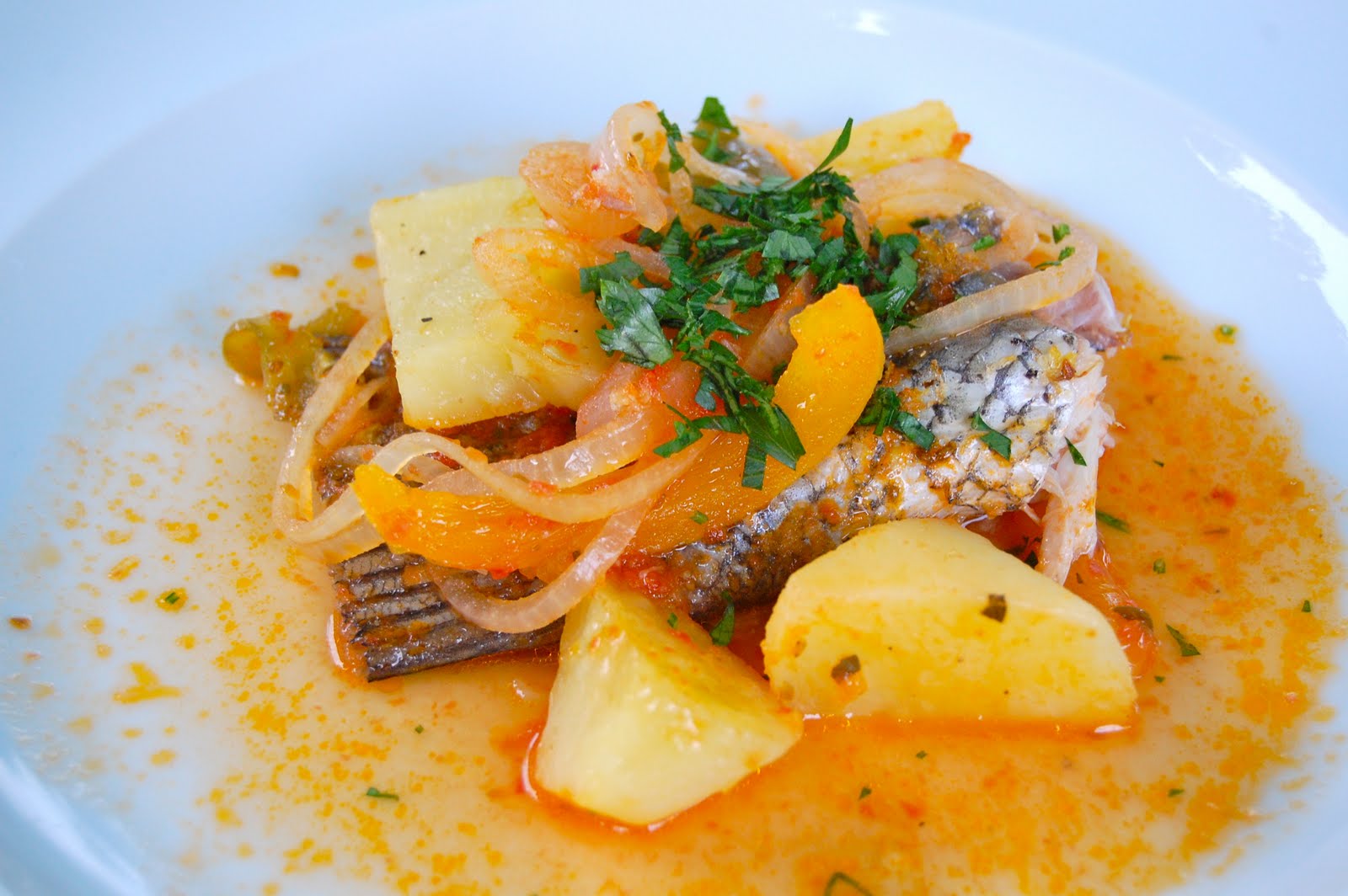 Nzoyami: Garoupa com Espumante