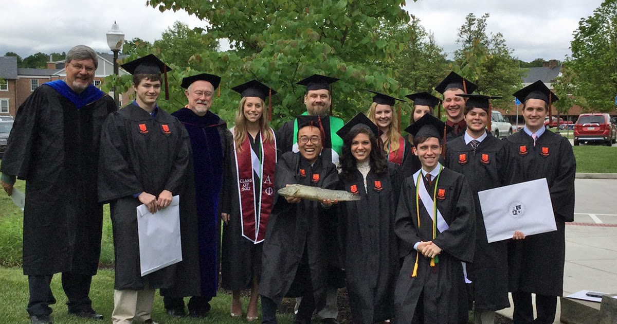 Virginia Tech Ichthyology Class : Congratulations Graduates!
