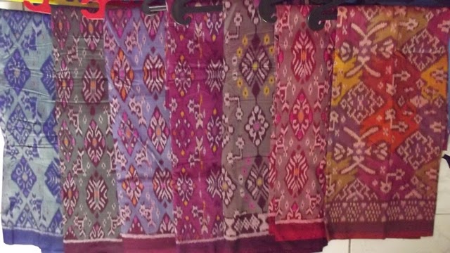 Driver & Tours Guide di Bali: Kain Endek Kainya Pulau Bali